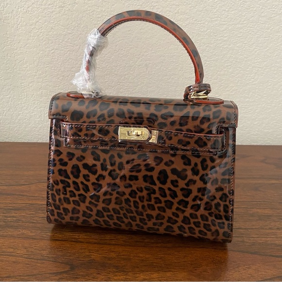 Evoly & Bloom | Bags | Evoly Bloom 22 Patent Leather Leopard Animal ...